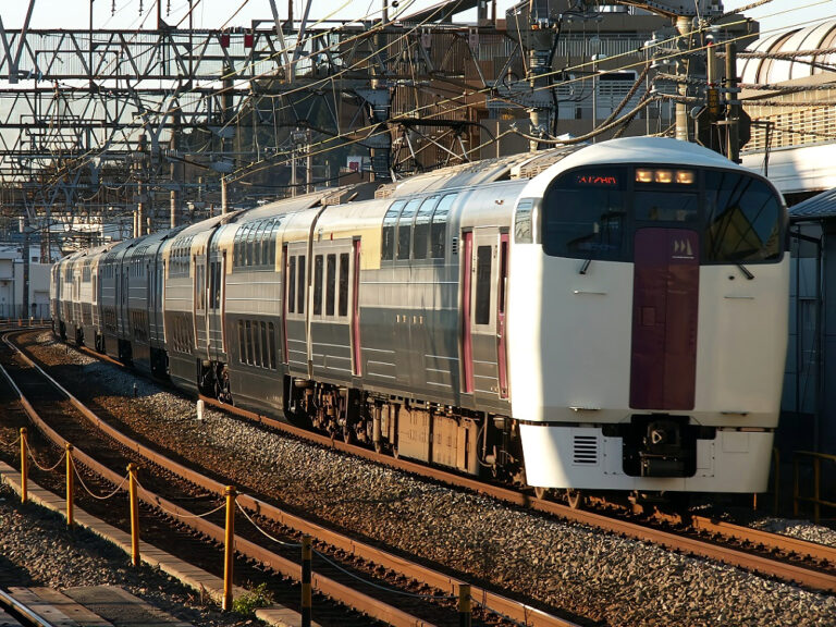 【鉄レポ2006/12/18】E531系グリーン車甲種輸送 | 東京きた鉄道